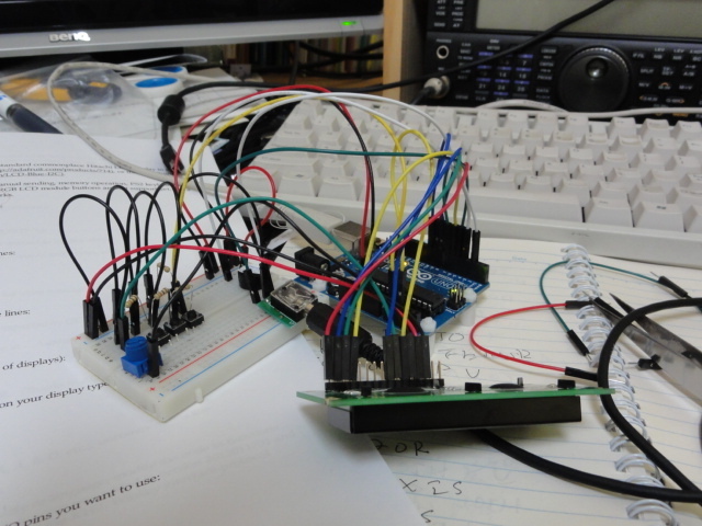 Arduino で簡単にエレキーを作る （LCD表示の追加）: SDR で BCL を