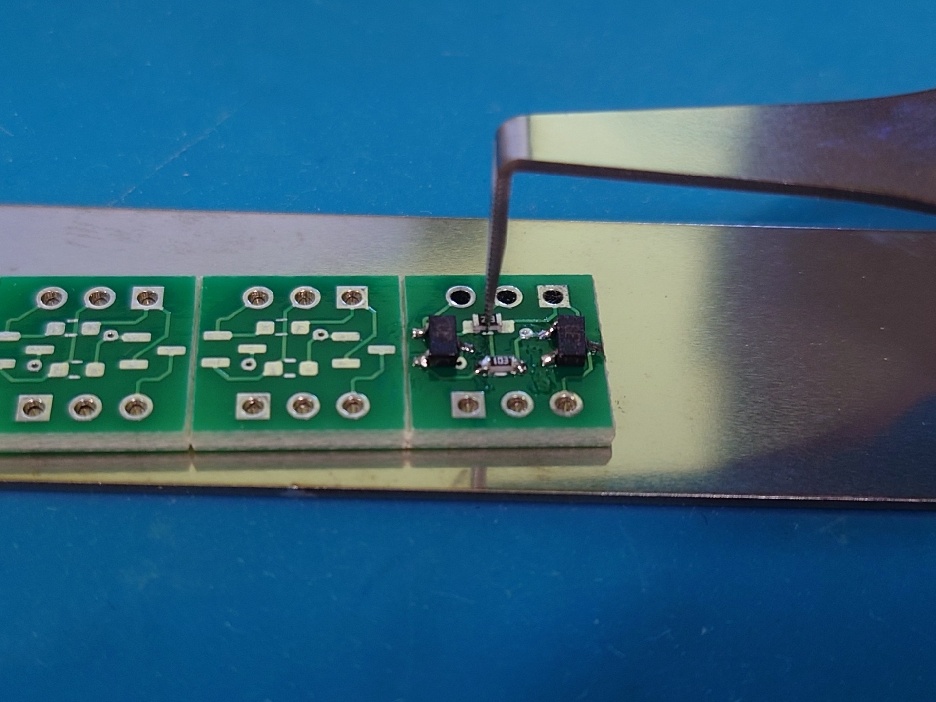 SONY CX-025 コンパチ基板（CX-025 モドキ ハイブリッド IC 基板）を組み立てた: SDR で BCL を